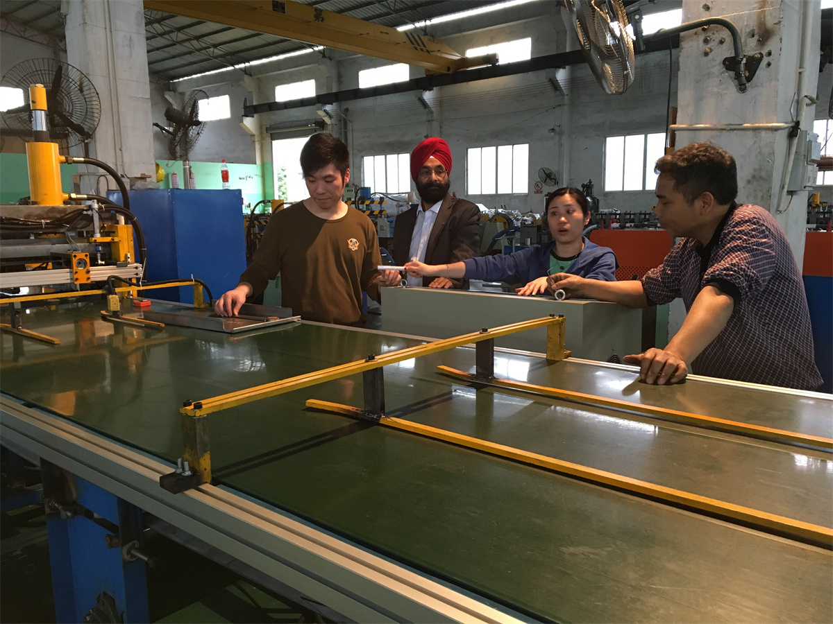 High Precision Roll Forming Machine - Deli Machinery