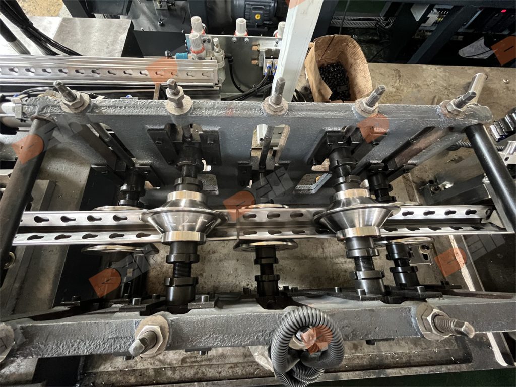 Shelf Rack Upright Roll Forming Machine - Deli Machinery