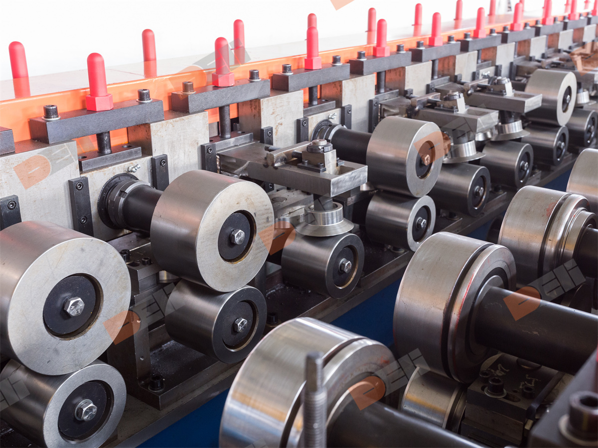 How Does Roll Forming Work: A Guide to Metal Forming