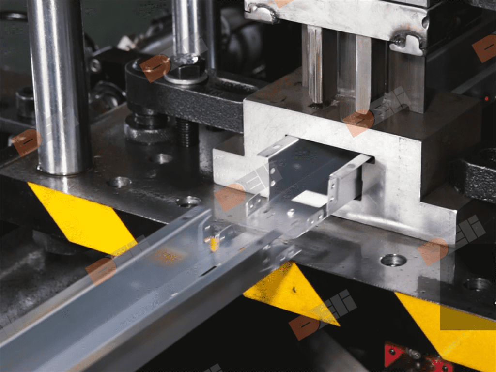 Led Dust-proof Bracket Ceiling Making Machine - DELI