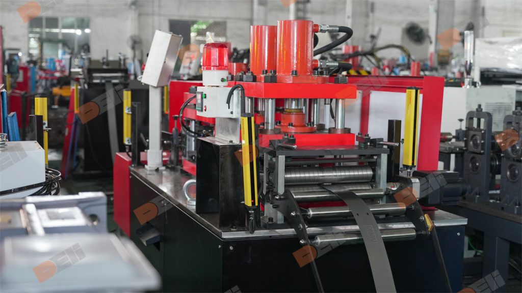 Cable Trunking Cover Making Machine - Deli Machinery